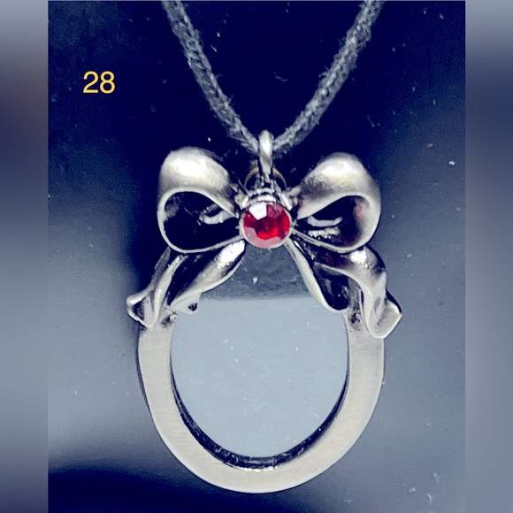 Jewelry | Vintage Keepsake Neck Pendant | Poshmark